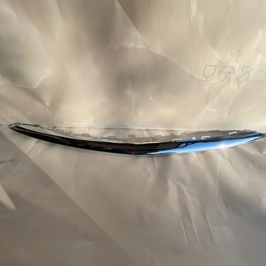 MERCEDES W213 AMG Ön Tampon Alt Nikelajı A2138857000 – En Uygun Oto Parça